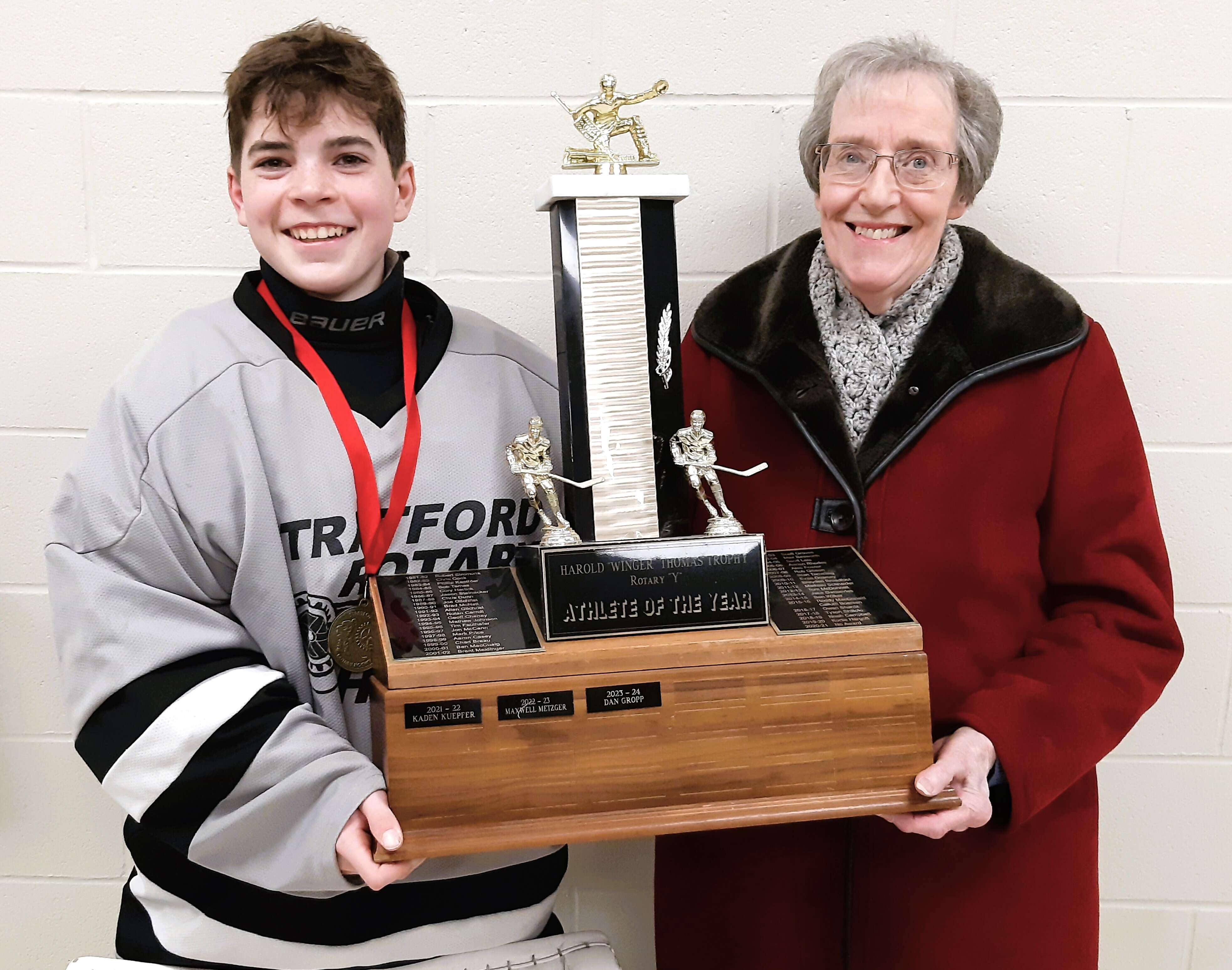 "Winger" Thomas Award (Stratford Rotary Hockey League)